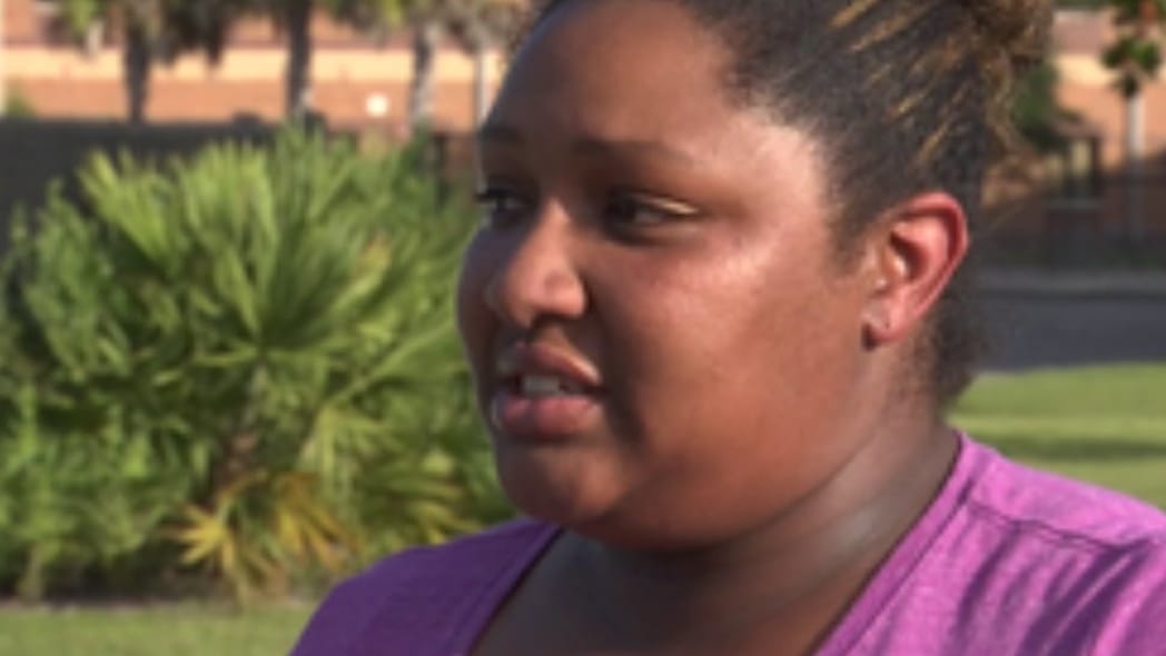 Heartless Florida high school cafeteria workers deny child lunch on ...