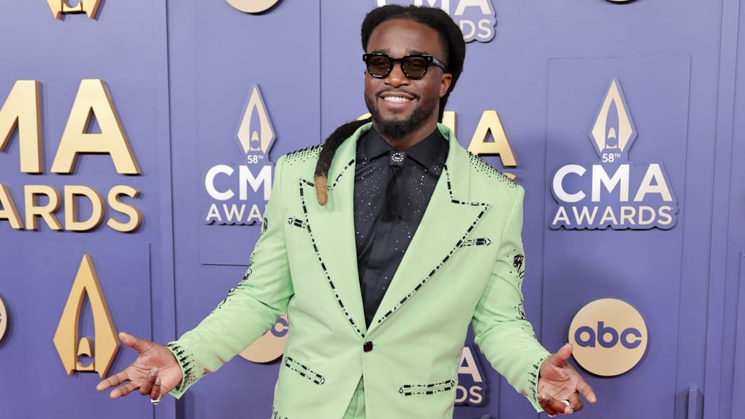 Shaboozey ties Lil Nas X’s record for longest-running No. 1 hit - TheGrio