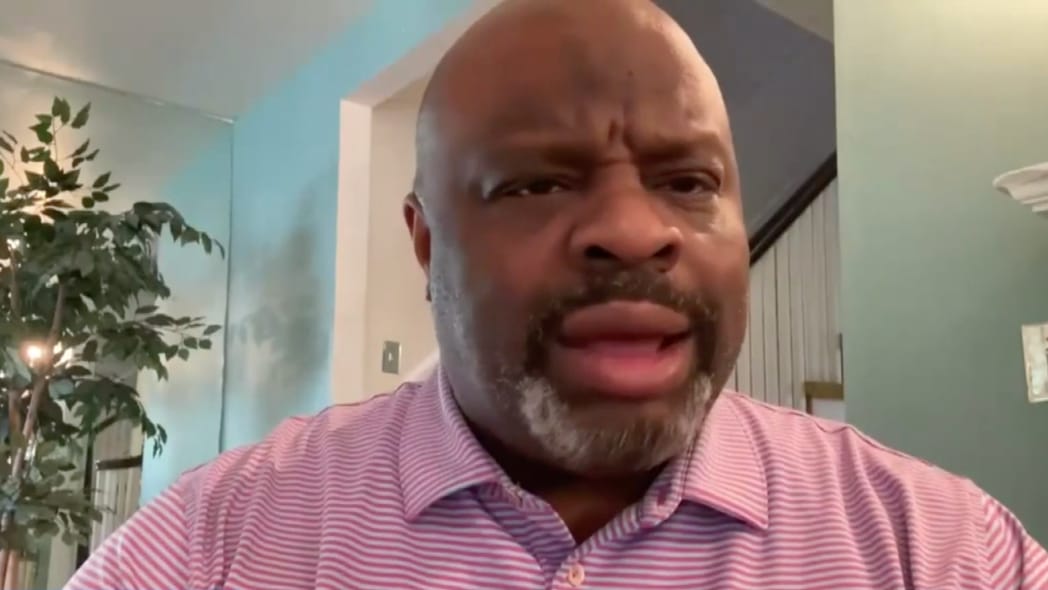 Connecticut pastor fights off armed carjacker in Baltimore, incident ...