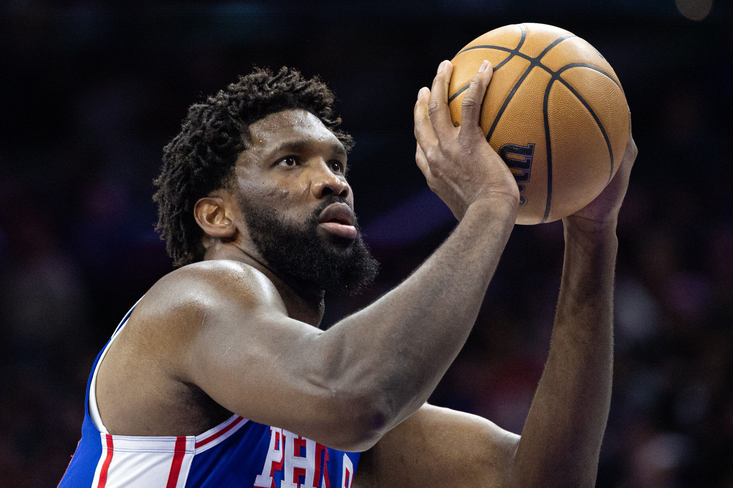 76ers All-Star center Joel Embiid says he's suffering from Bell's palsy ...