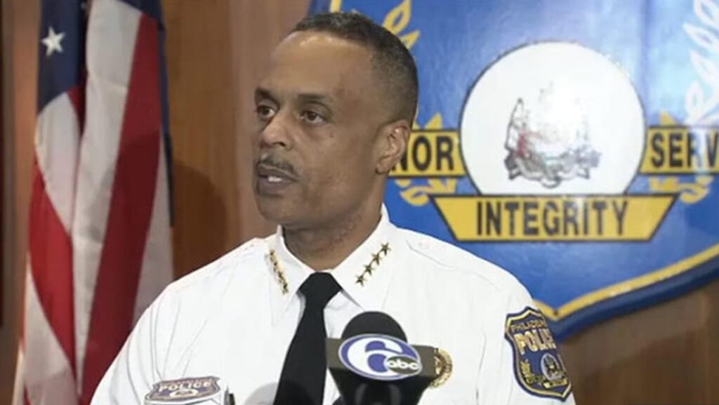 Philadelphia police chief apologizes to men arrested at Starbucks