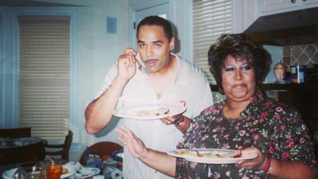 Long live the Queen: Journalist Ed Gordon pays tribute to Aretha ...