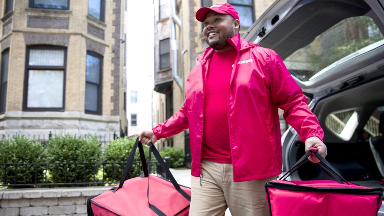 Chicago Grubhub driver runs over restaurant worker during social ...