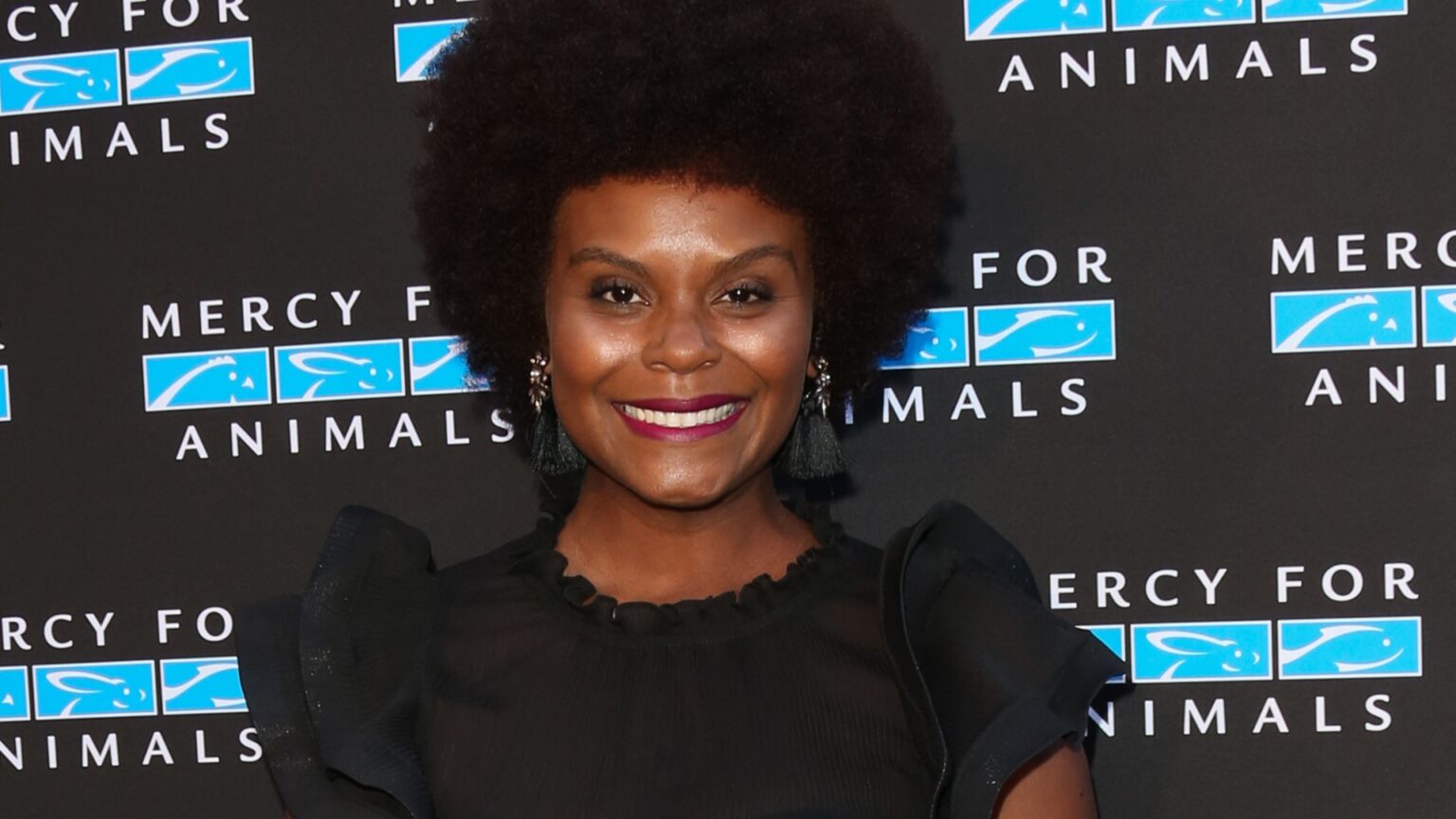 Social media star Tabitha Brown pens inspirational book 'Feeding the ...