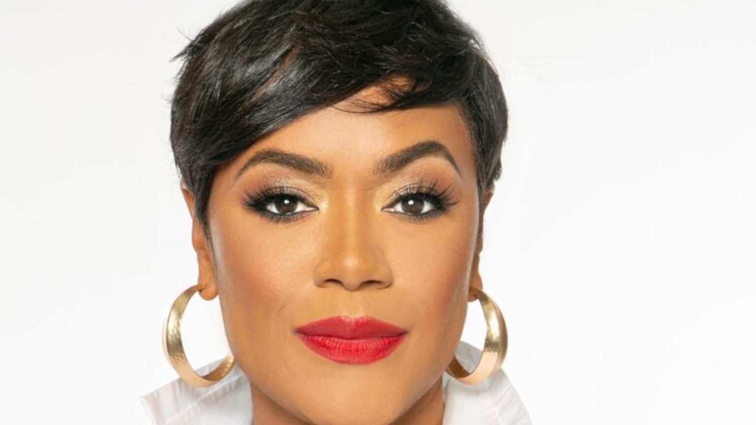 Tiffany Cross commits to being ‘authentic self’ on new MSNBC show - TheGrio