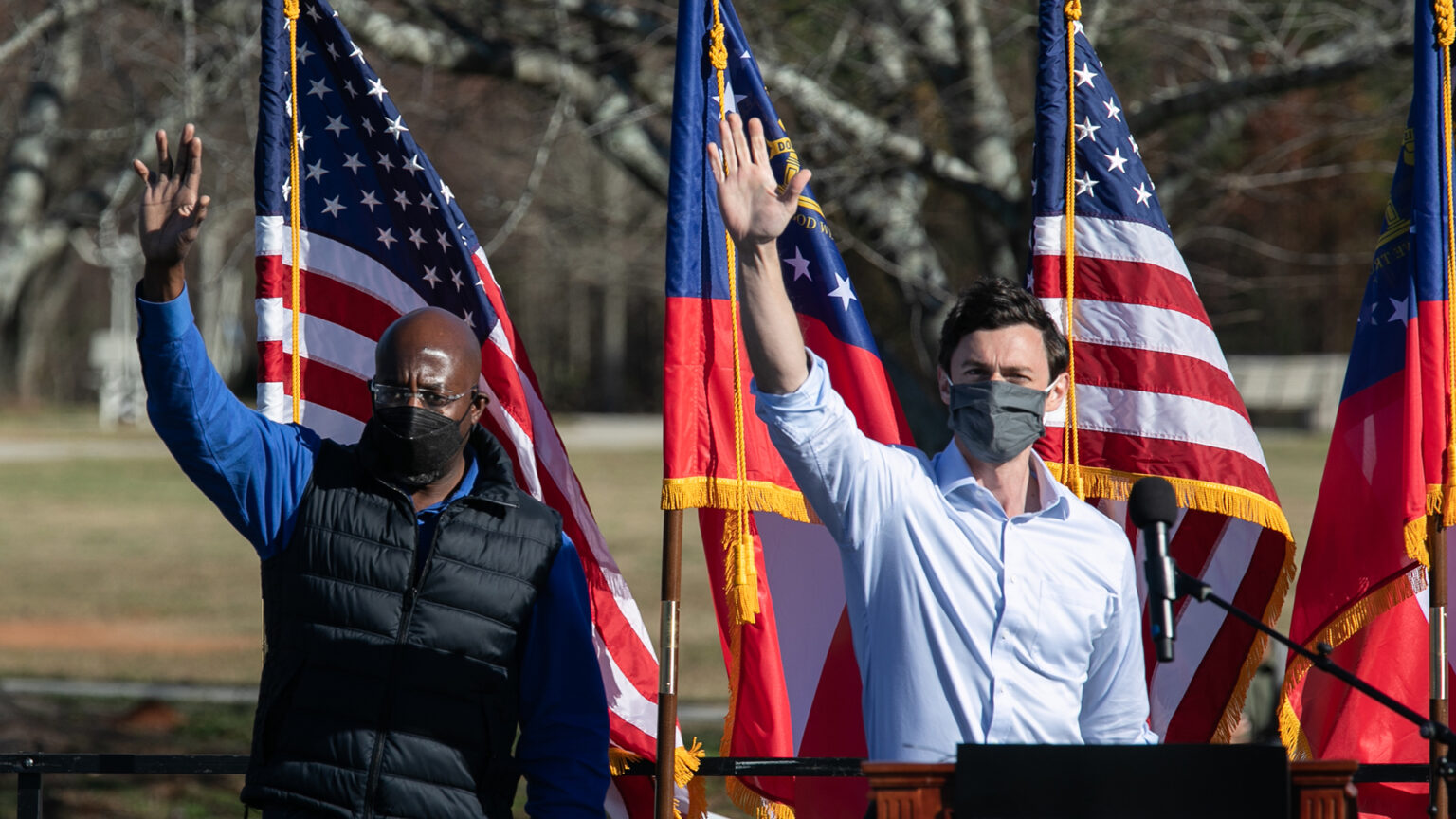 New Georgia senators Warnock, Ossoff promise to carry on John Lewis ...