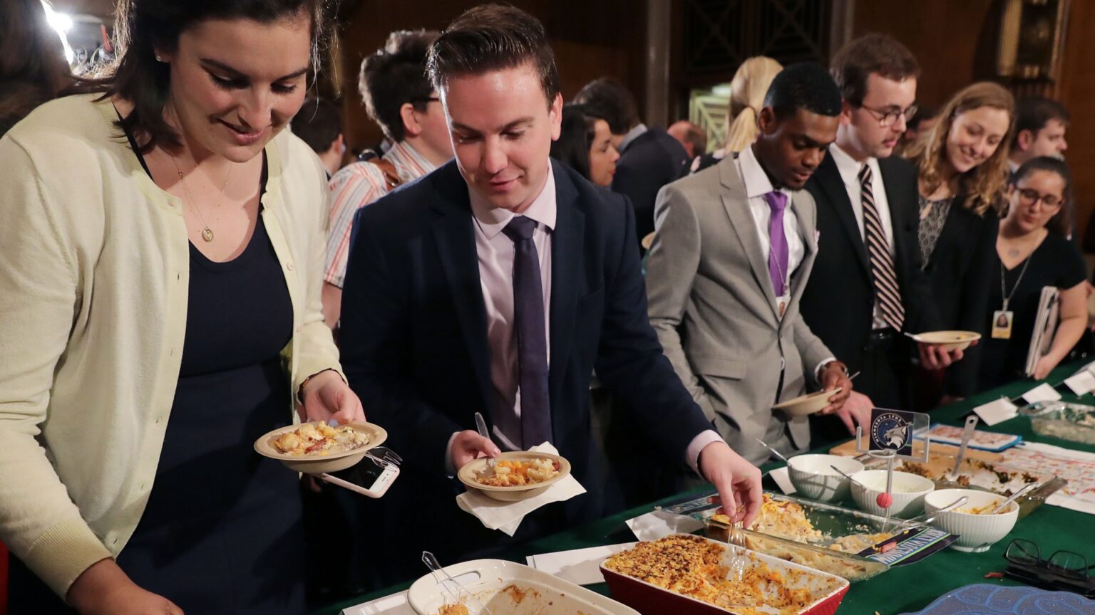 Congress has more diversity than ever, but Hill staffers remain ...