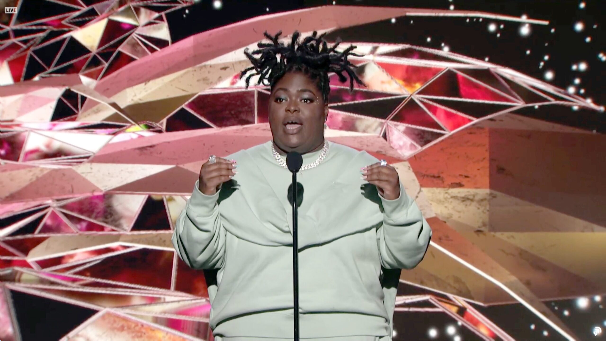 Rapper CHIKA retiring from music after battling mental health issues ...