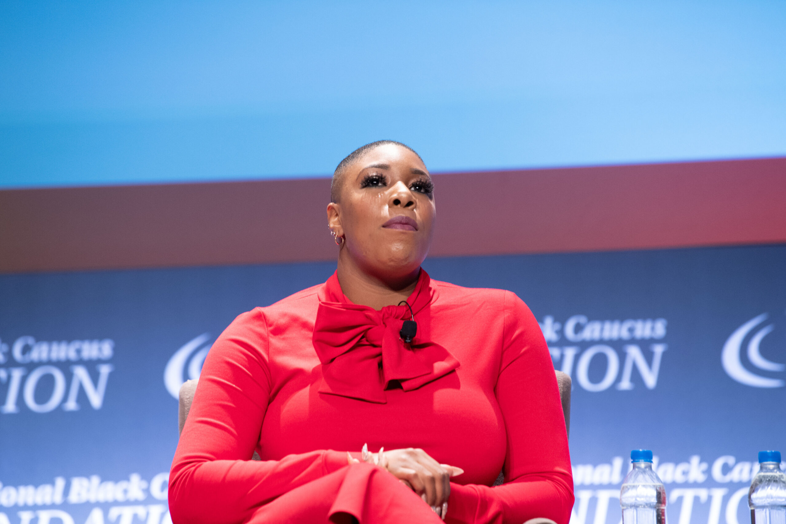Symone Sanders to step down as Vice President Kamala Harris's chief ...