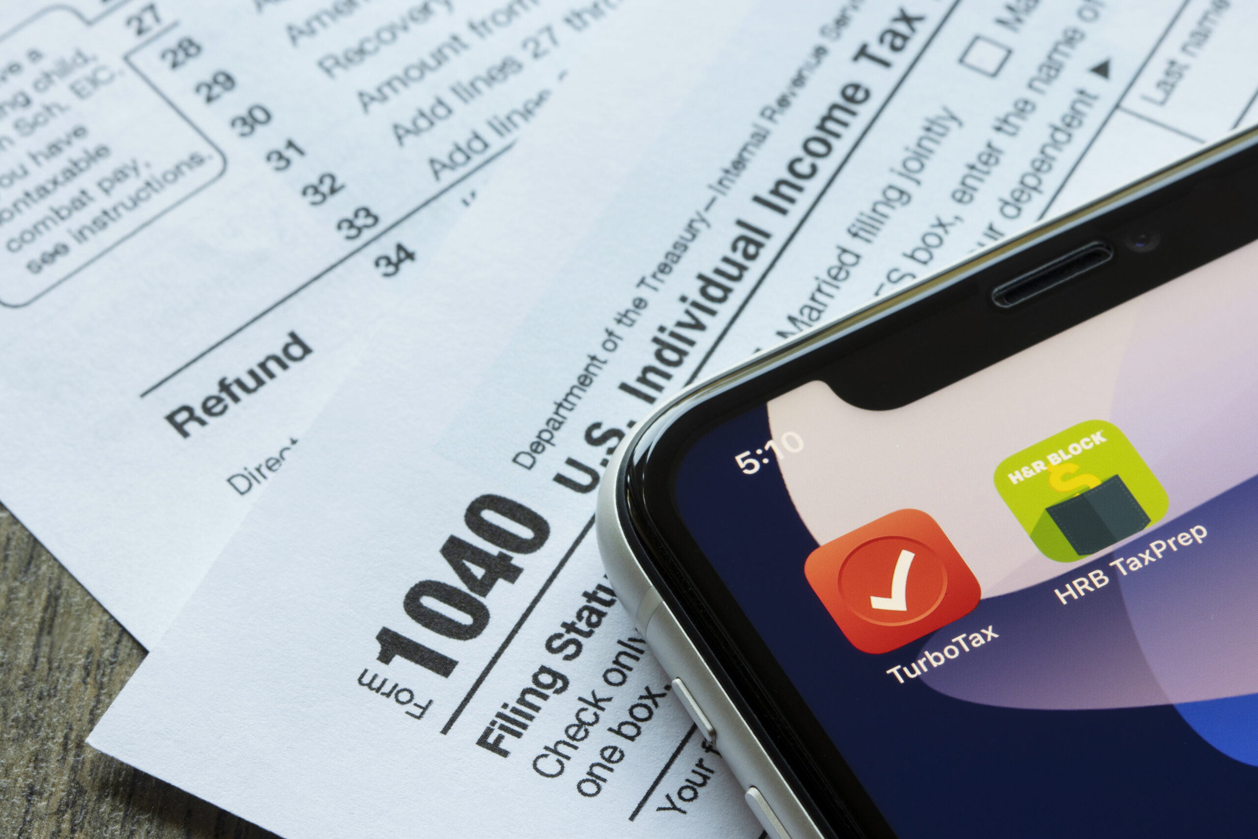 Here's what tax experts say Black households should know before filing ...