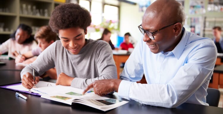 Black Tennessee teachers face racial bias in scoring, new study finds ...