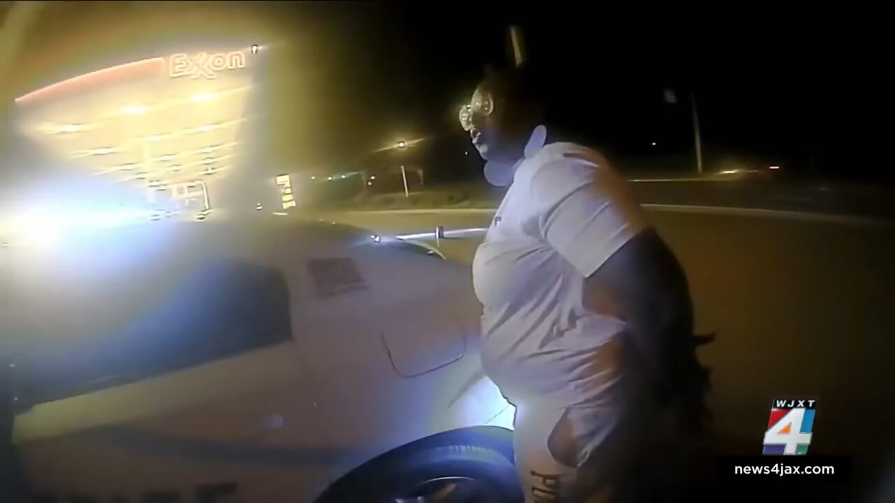 White deputy who held pregnant, Black woman at gunpoint forced to ...