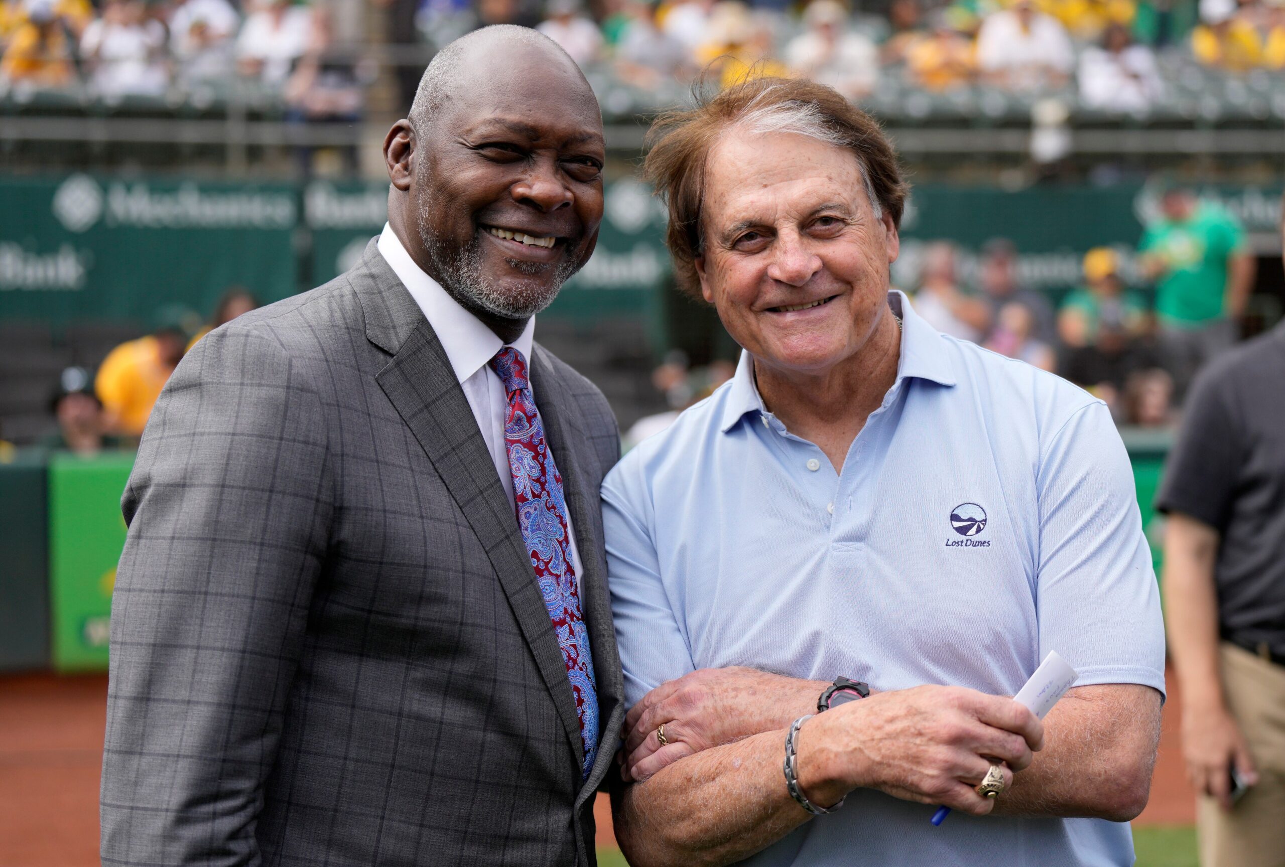 Oakland A's retire World Series MVP Dave Stewart's No. 34