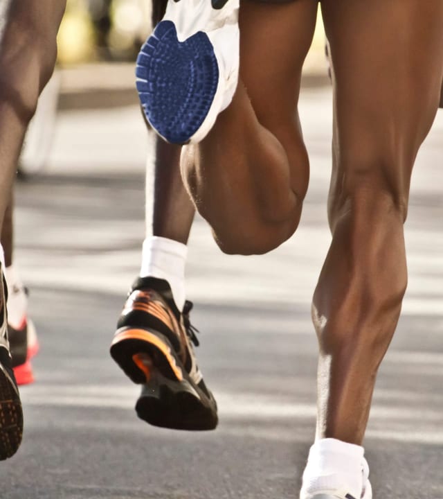 Kenyan athletes dominate during Life Time Marathon in Miami