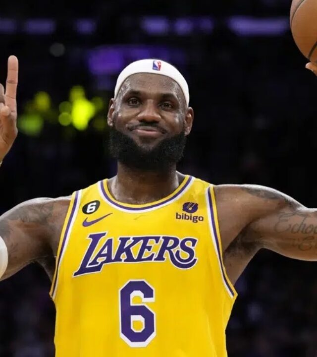 LeBron sets NBA career scoring mark in Lakers' loss to OKC - TheGrio