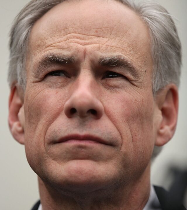 Texas gov. seeks pardon of Army sergeant who murdered protester