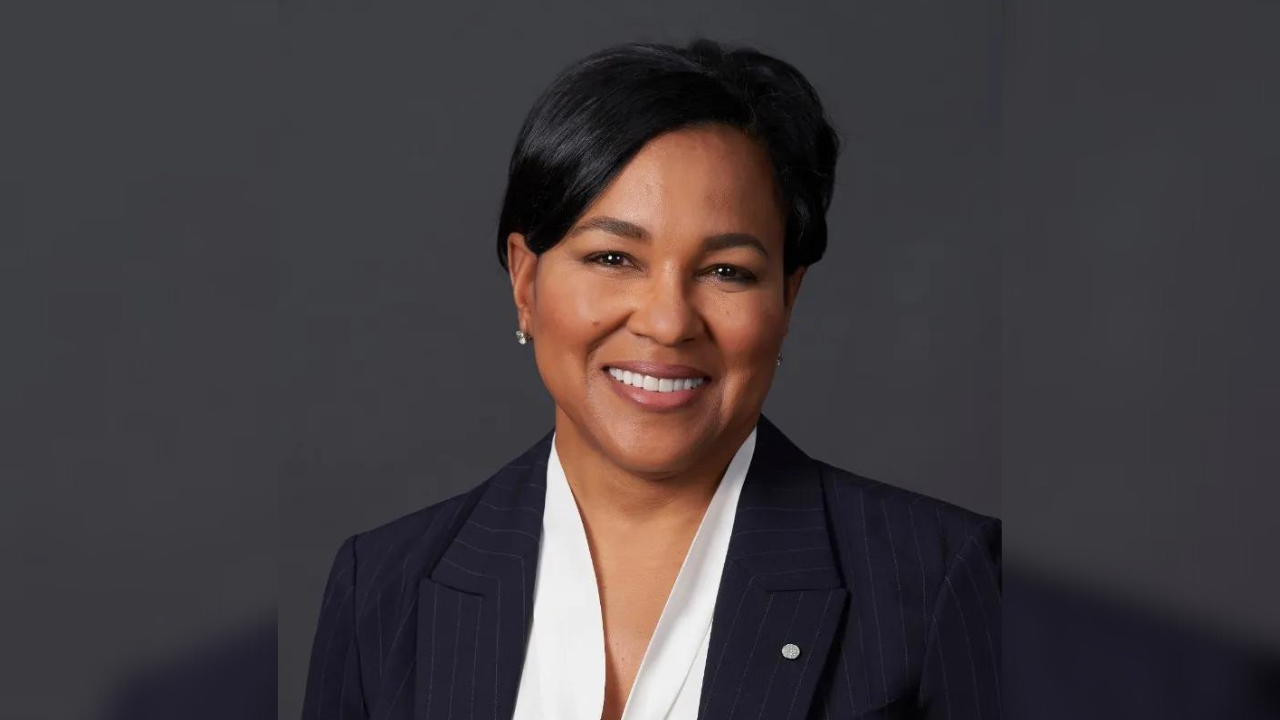 Roz Brewer, Walgreens' first Black female CEO, steps down