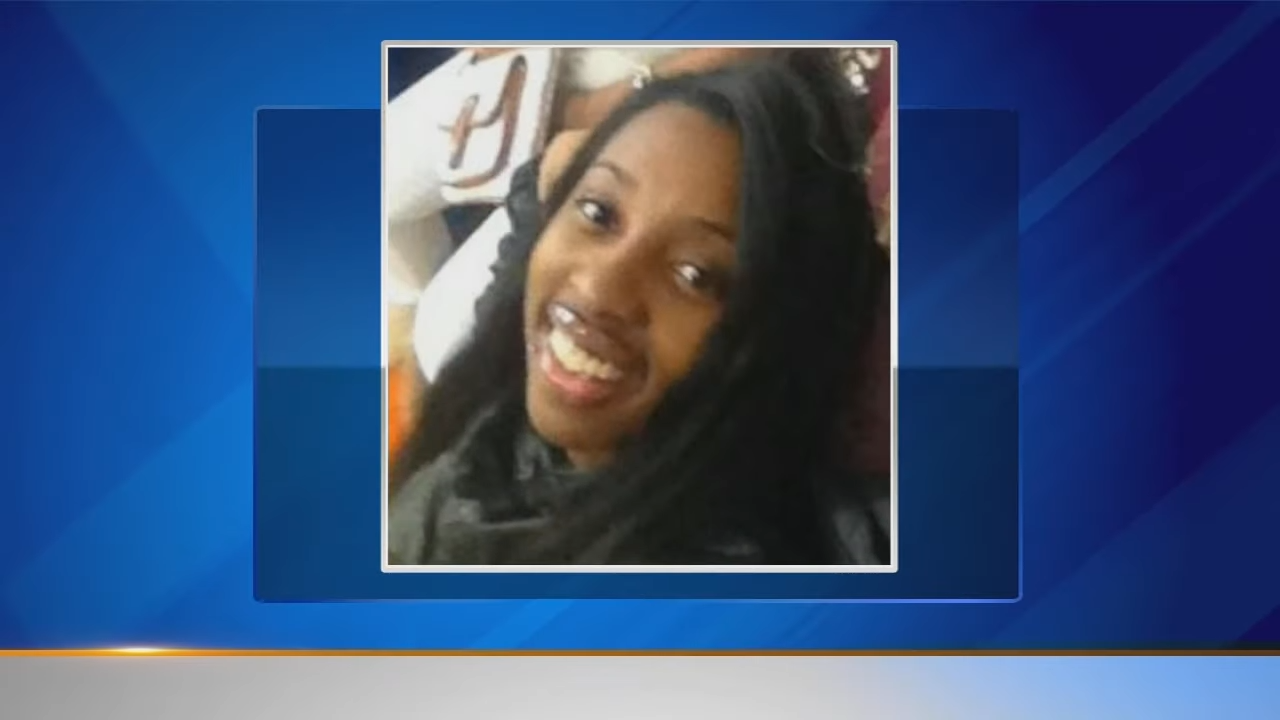 A Chicago woman died in a hotel freezer in 2017. Now her mother has ...