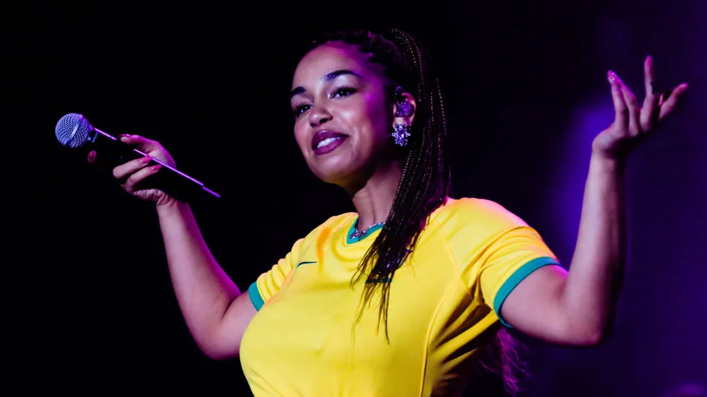 Allow Jorja Smith to Introduce Herself - TheGrio