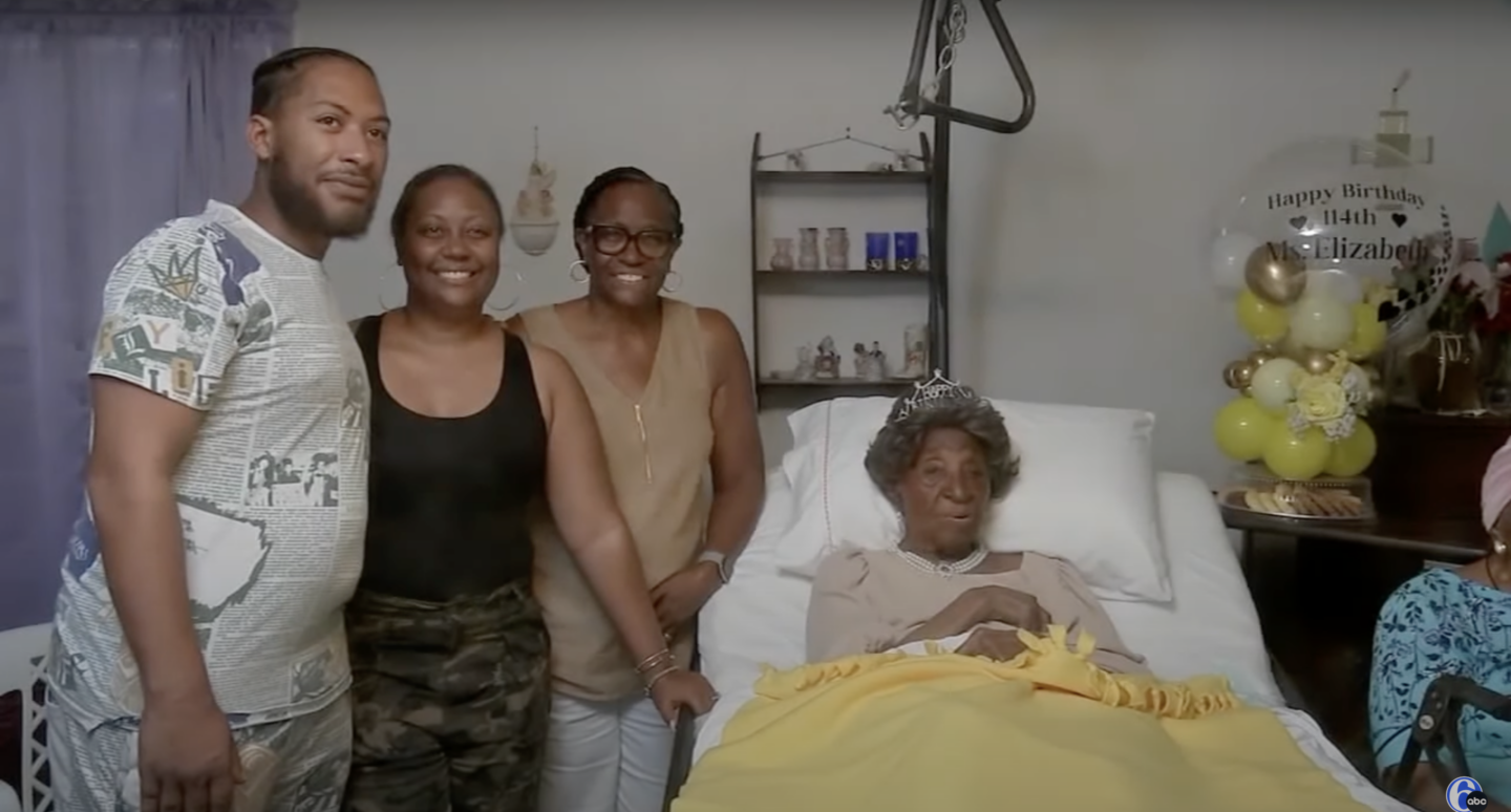 Elizabeth Francis, the oldest living person in the U.S., dies at 115 ...