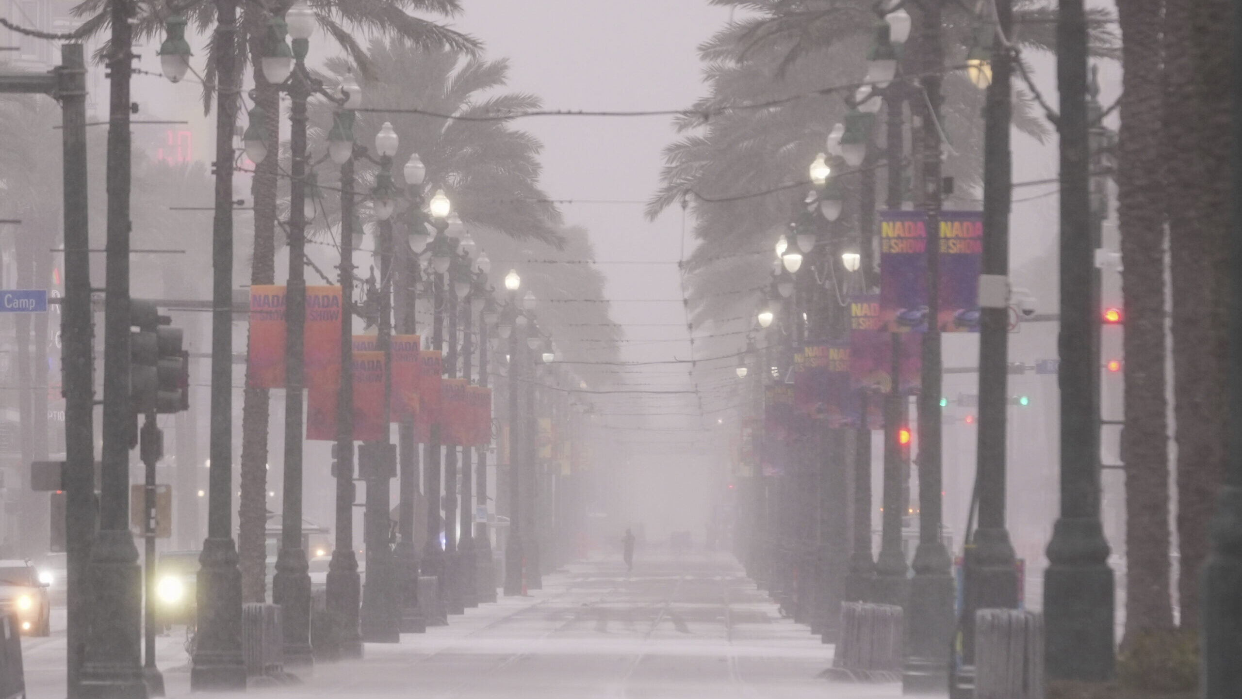 A rare winter storm is bringing heavy snow, sleet and ice to Texas and ...